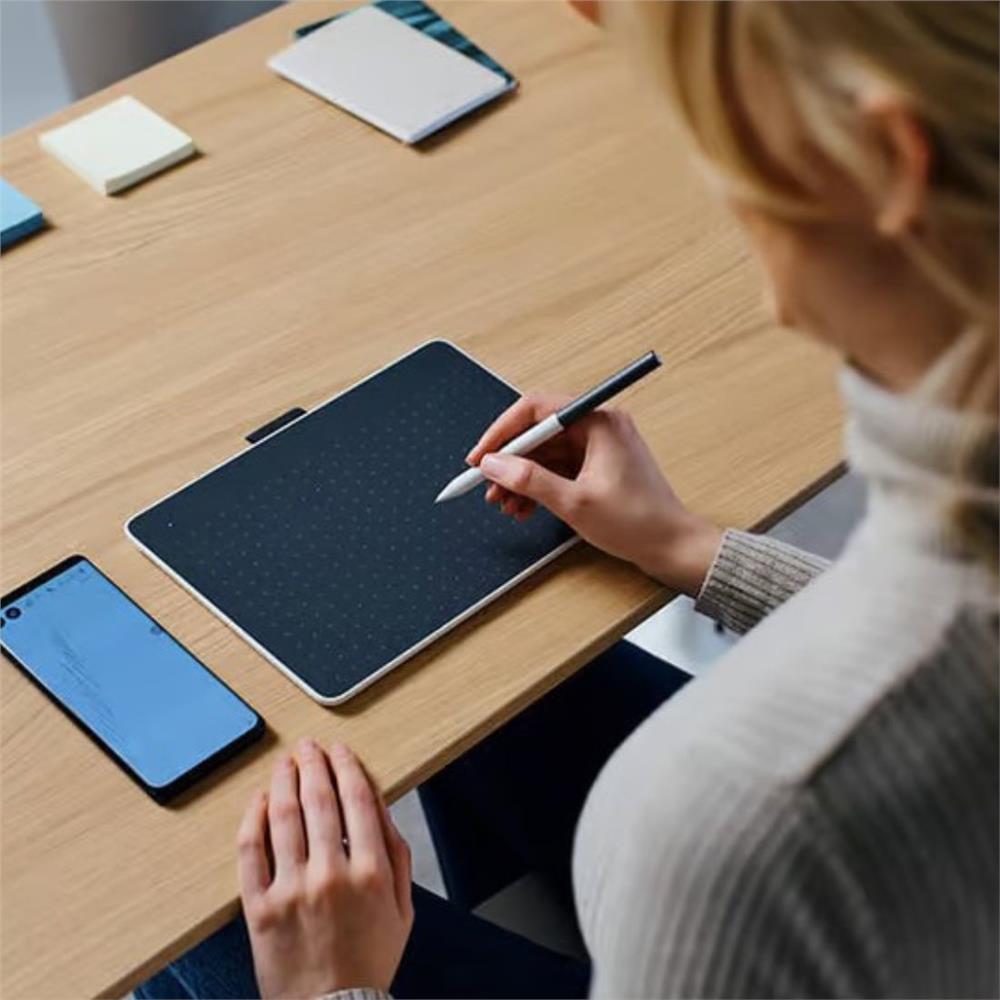 Mesa Digitalizadora Wacom One S, Sem Fio, Bluetooth, 152 x 95 mm, Preto - CTC4110 - Wacom